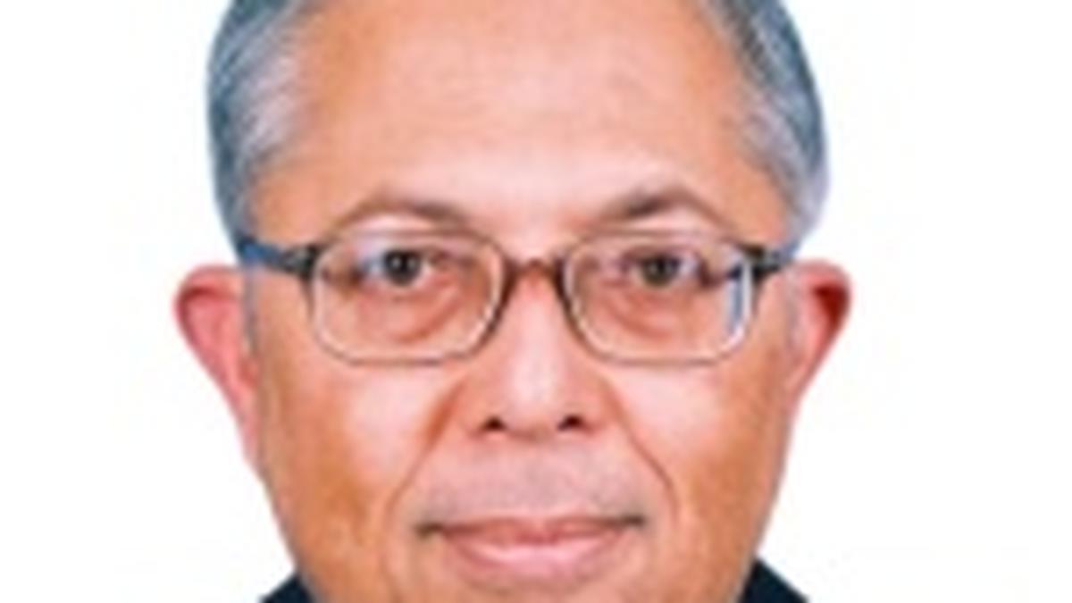 N. Ravi - The Hindu Centre